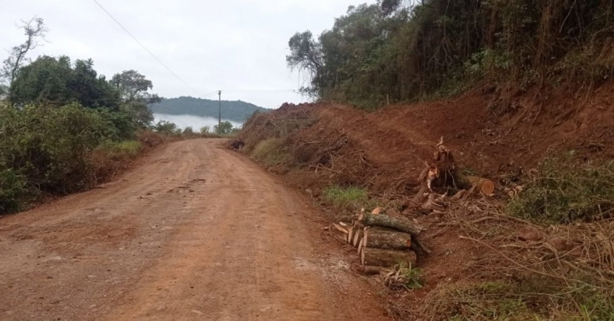 ERS-437 segue totalmente bloqueada em Vila Flores devido a obras de ...
